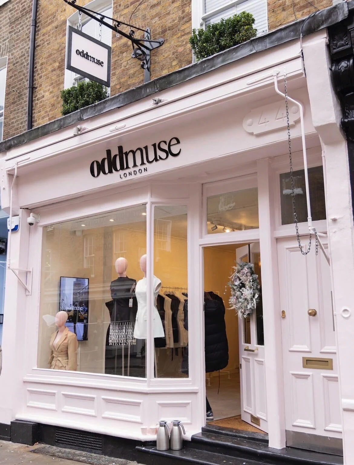 Building a Fashion Empire: Odd Muse’s Blueprint for Success